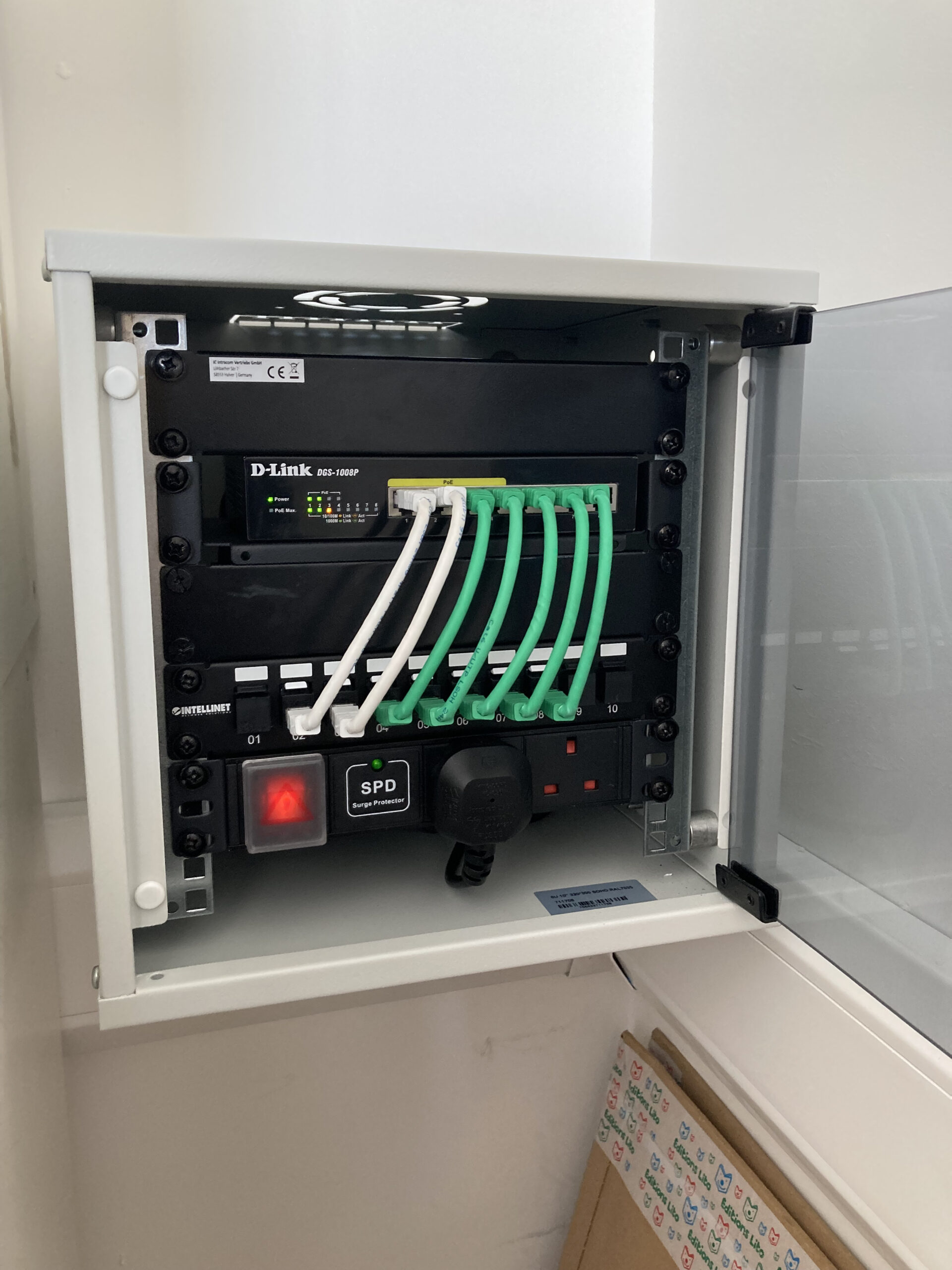 📶 Data Network Infrastructure & Wi-Fi in South West | Mark Two Technology